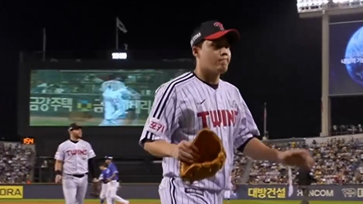 다음스포츠 | [삼성 vs LG] PO3 군더더기 없는 임찬규의 깔끔한 피칭!