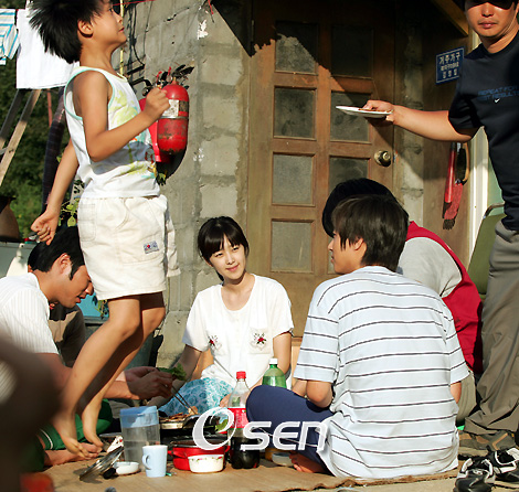 [사진]강산, '열심히 춤추고 있어요'