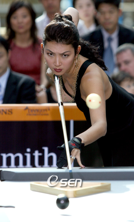 [사진]공 두 개가 다 떴네!