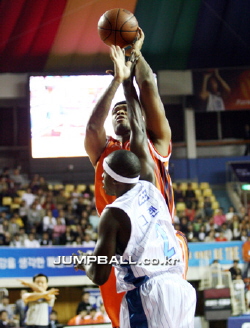 KTF, KCC 꺾고 신바람 4연승