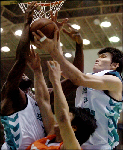 동부 강세 속 KCC-KTF 약진 최대 변수