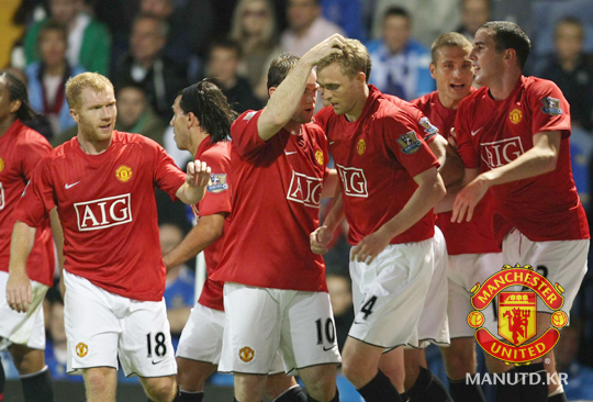 [EPL 2R] '박지성 결장' 맨유, 포츠머스에 1-0 승리..EPL 첫 승