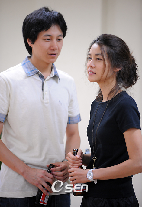 '연극배우' 김지호, 50일간 6400명 관객 동원