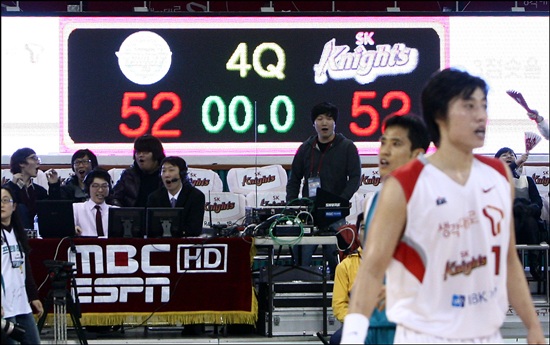 동부, 15일 SK전 연장전 무득점 '굴욕'..KBL 역대 2호