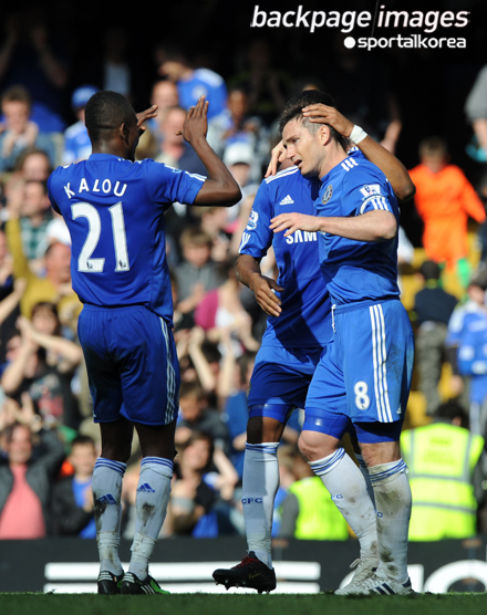 [EPL 37R] '드로그바·램파드 연속골' 첼시, 리버풀 2-0 제압