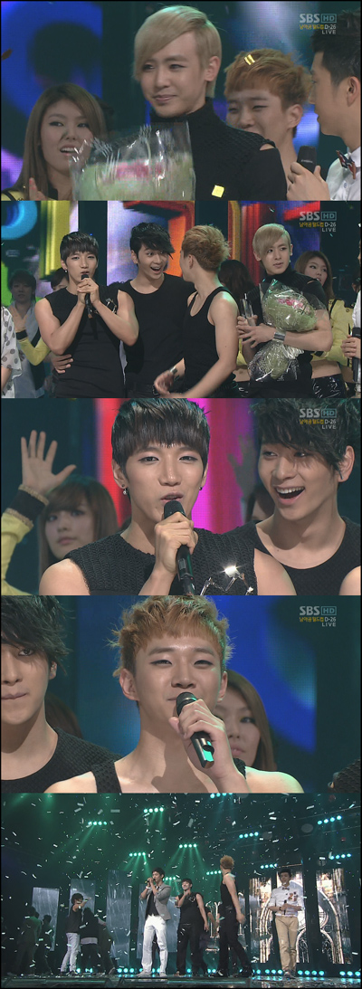 2PM '위드아웃 유' 인기가요 뮤티즌송 차지 '1위'