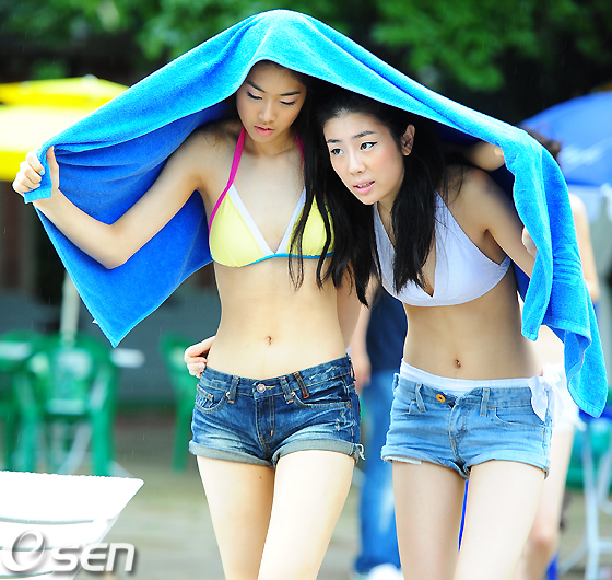 [사진]갑자기 비가 내리네!