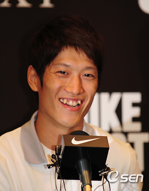 [사진]'이청용의 해맑은 미소'