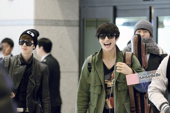 2AM, 일본 입지 다진 후 입국 '금의 환향'