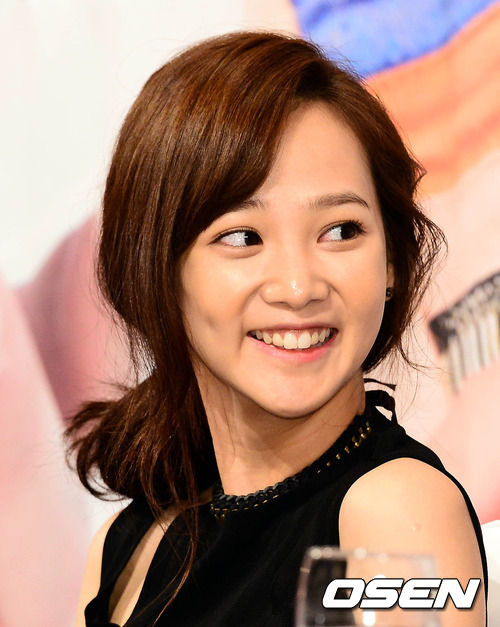 [사진]윤승아,'밝은 미소'