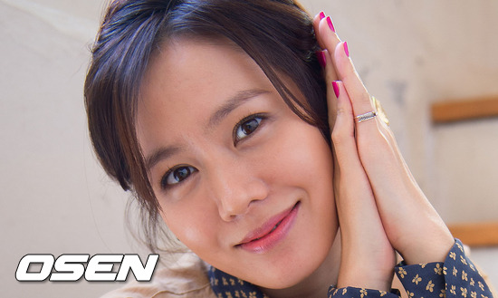 [사진]타워 손예진,'성숙한 여인의 향기'