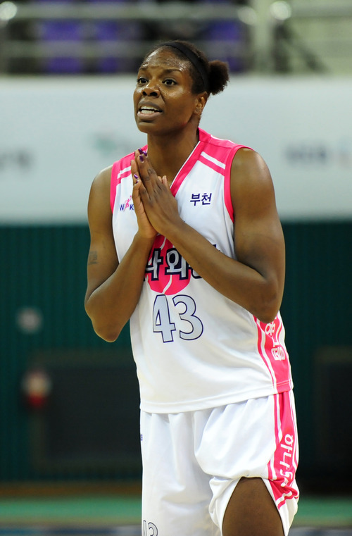 샌포드, WKBL 5R MVP..김진영 MIP 선정