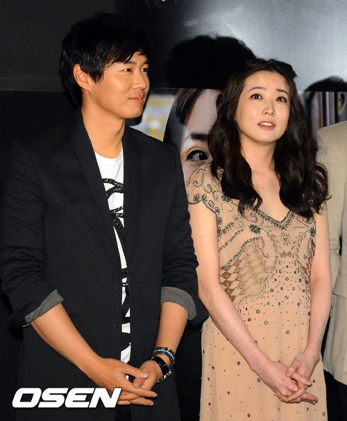 [사진]최정원,'관객들이 많이 오셨나?'