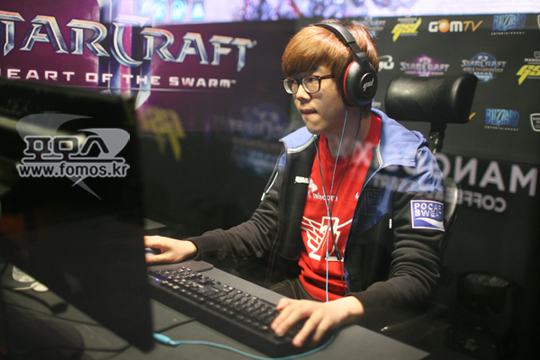 [WCS GSL]화끈한 원이삭, 분노의 점멸 추적자 러시로 16강!(승자전)