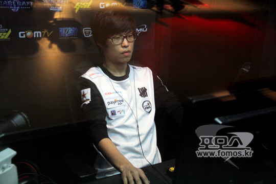 [WCS GSL]완벽 그 자체 김민철, 불리함 극복하고 8강 진출!(승자전)