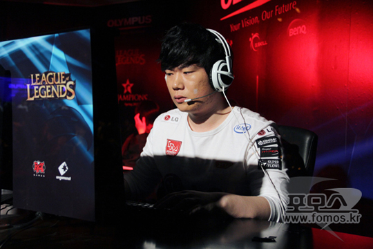 [NLB]신입 베인의 각 잡힌 무빙 LG-IM 2팀, 1:0으로 리드 잡아(1-1세트)