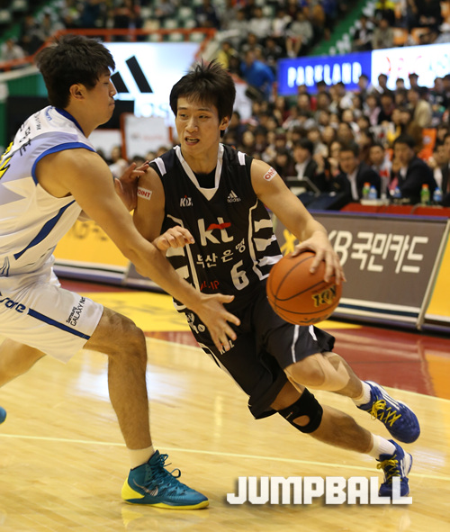 [주간 MVP] KT 김우람·클라크, LTE급 고공행진 이끌다