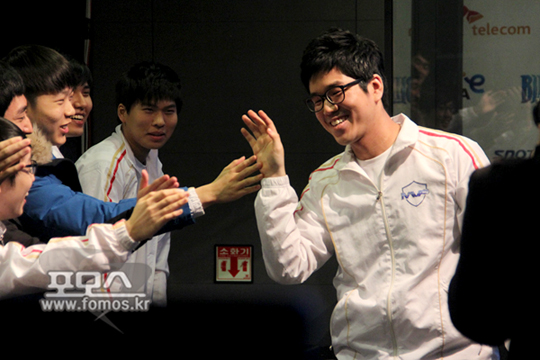 [SKT 프로리그]MVP, SK텔레콤 격파 프로리그 5연패 끊었다