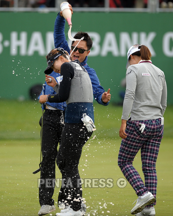 [포토] 백규정 2014 LPGA 하나 외환 챔피언십 우승 (10)