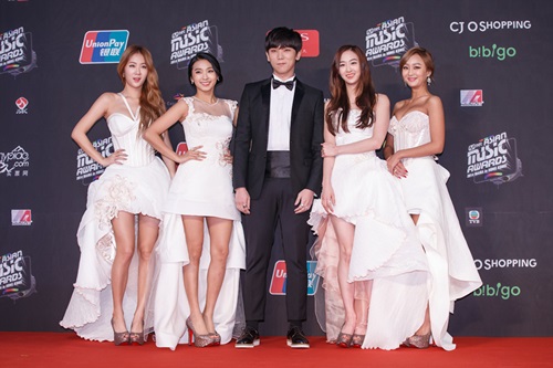 [2014 MAMA] 정기고·씨스타 '정기고 오늘 계 탔네'