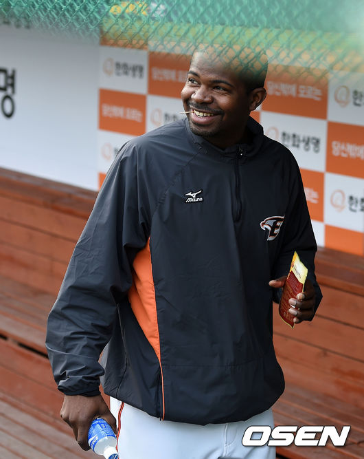 [사진]유먼, '홍삼 참 좋아 하는데요'