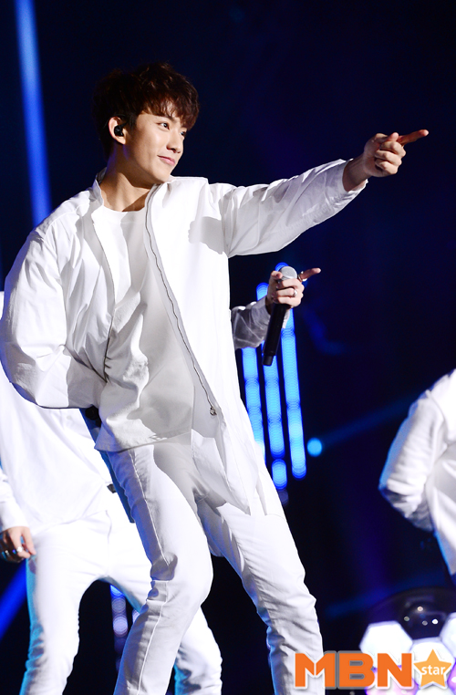 B1A4 공찬 '꽃소년일세~' [MBN포토]