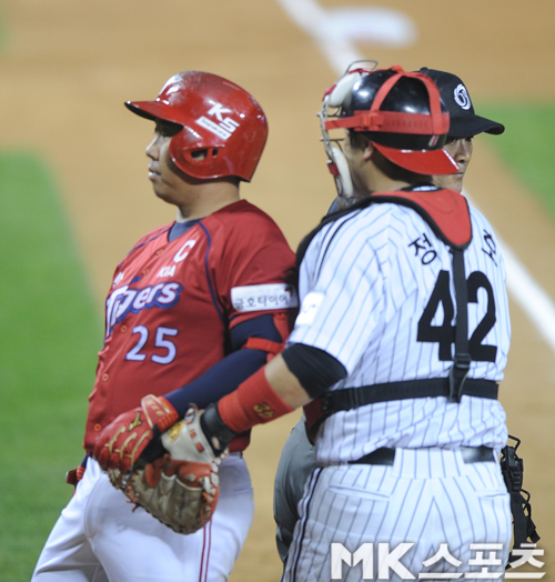 [WC2] 사사구 6개 얻어낸 KIA, 문제는 그 다음이었다