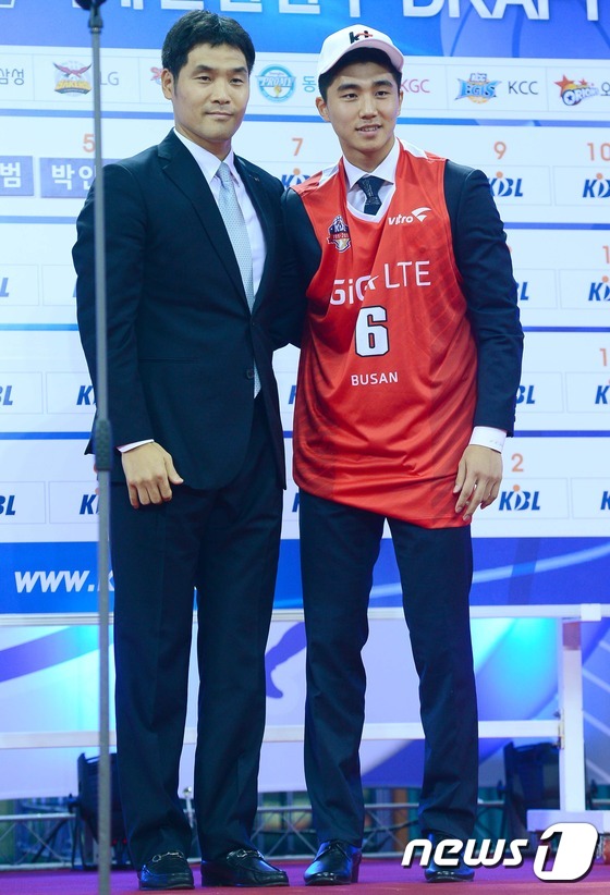 박지훈 선택한 KT 쏘닉붐