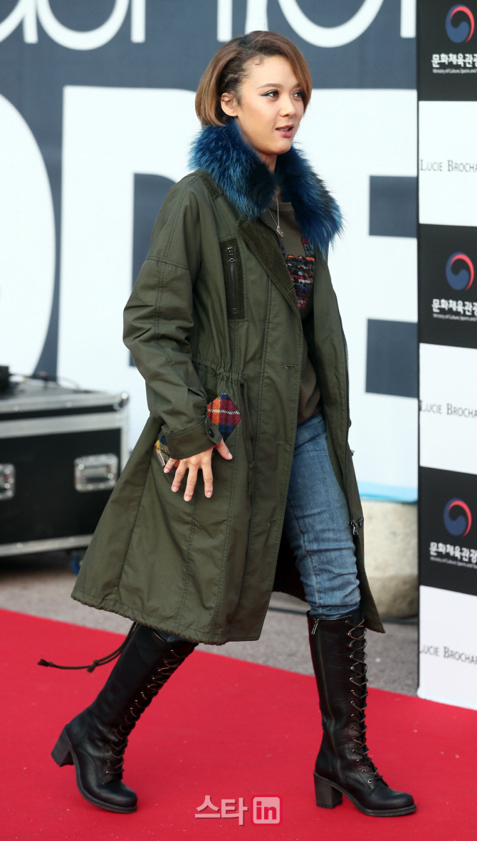 [2016 MMA]OST상 윤미래 "'태후' 송송커플에 감사"