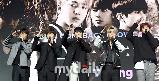 [MD화보] '이세영 보고 있나?'..B1A4, 성추행 논란에도 의연한 모습