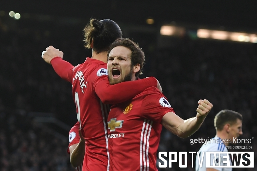 [EPL 영상] '즐라탄 1G 2AS' 맨유, 선덜랜드 꺾고 '4연승' 질주