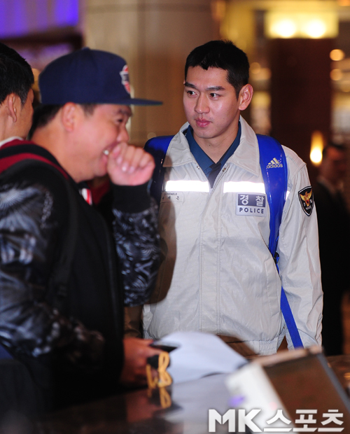 이대은 '경찰제복 입고 WBC 대표팀 소집 [MK포토]