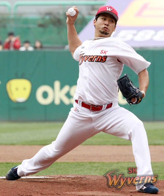 SK 윤희상, 넥센전 5이닝 2실점..3승 실패