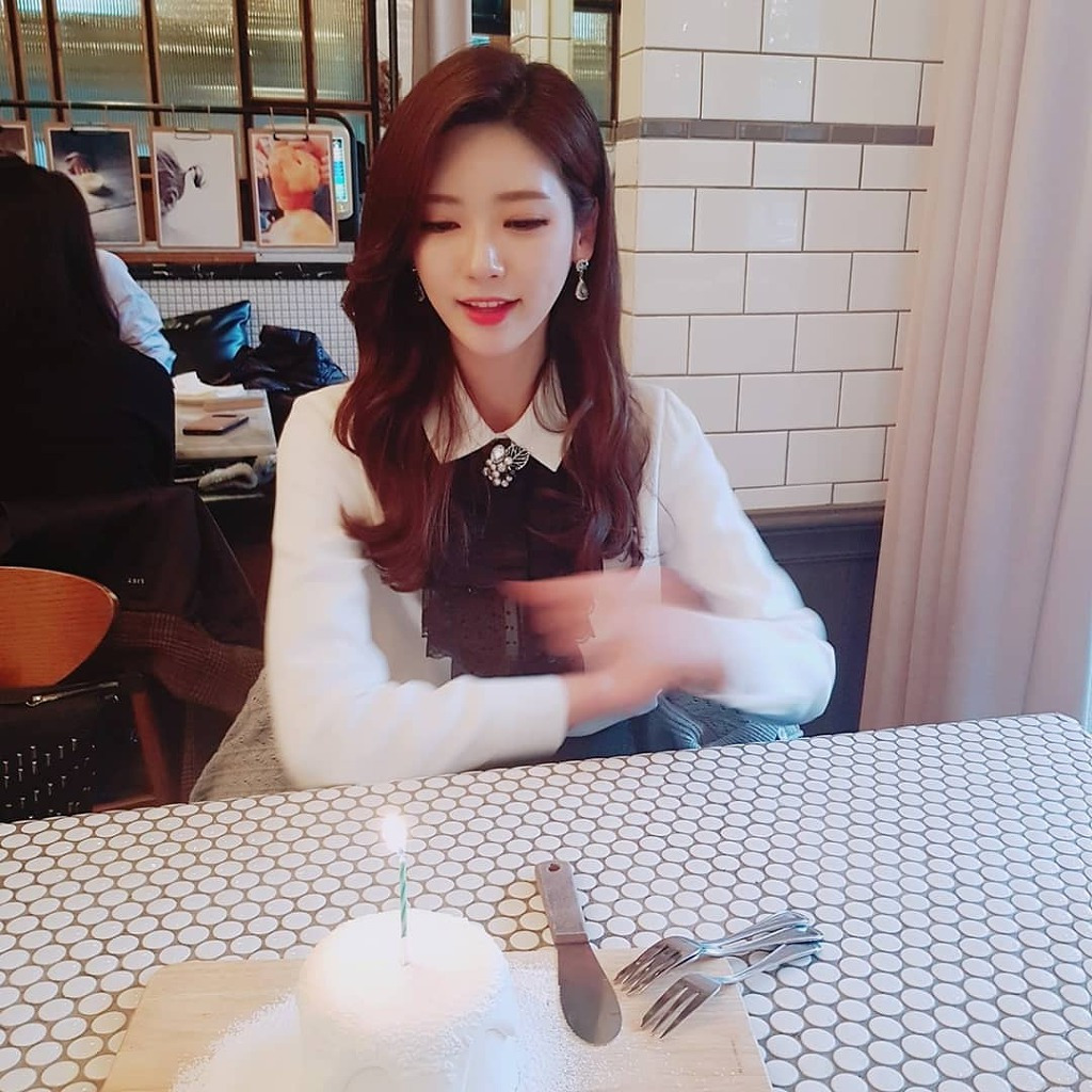 김하윤 기상캐스터 걸그룹연예인 움짤저장소