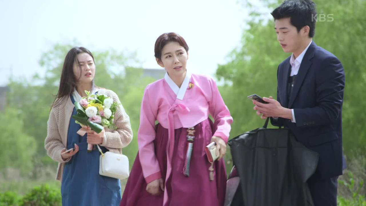 다음연예 | 갑자기 도로에서 멈춰버린 차+찢어진 한복...ㅠㅠ 결혼식 시작도 전에 온갖 우여곡절...♨ | KBS 210521 방송 - 일일연속극 속아도 꿈결 - 39회