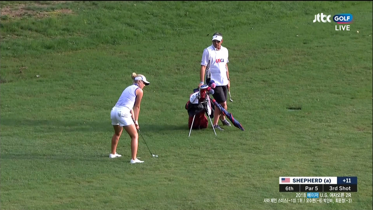 2R 6번홀 그린 밖 먼거리에서 이글을 성공시킬뻔 한 아마추어 셰퍼드 | 다음스포츠