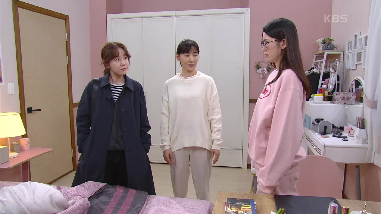 다음연예 | 오랜만에 찐 자매 케미 보여주는 나혜미-정민아ㅋㅋ ＂못생겨 보이네~ 성공했다, 야!＂ | KBS 210315 방송 - 일일연속극 누가 뭐래도 - 111회