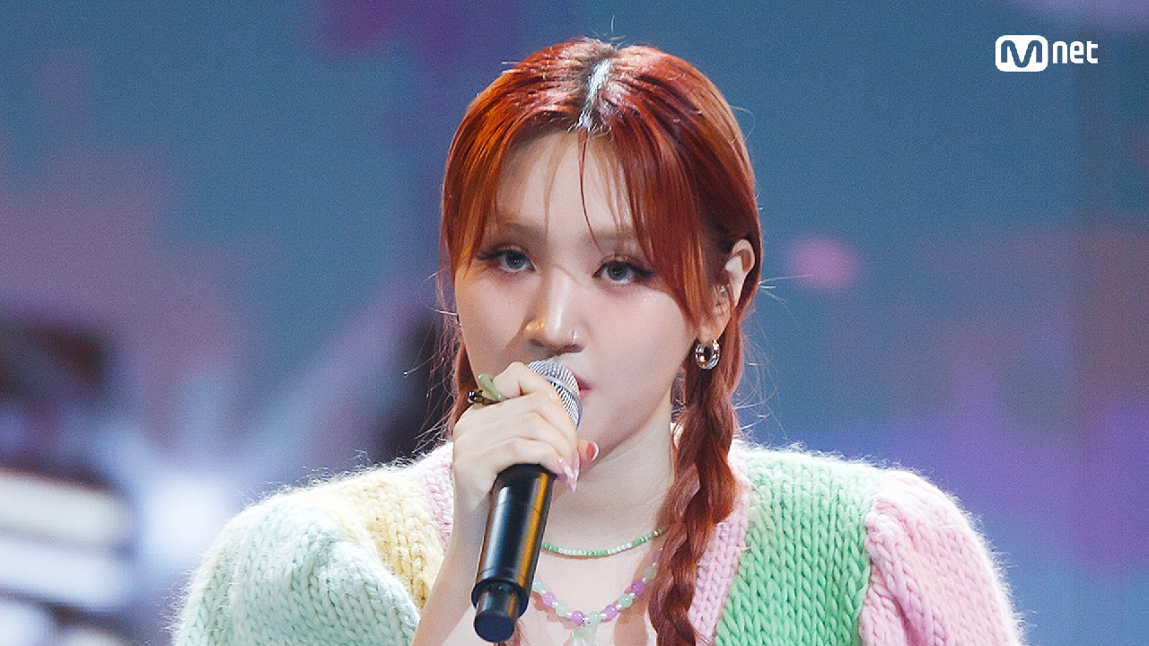 다음연예 | '최초 공개' 묘한 매력 'SOLE (쏠)'의 '곁에 있어줘 (Solo Ver.)' 무대 | Mnet 210729 방송 - M COUNTDOWN 719회