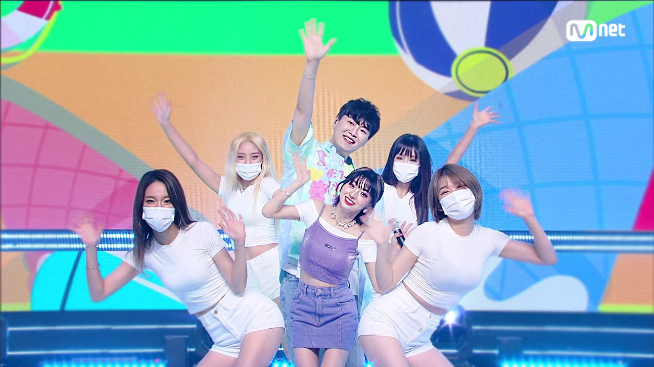 신나는 서머송 '신촌타이거 with 라니'의 'Fill the Summer' 무대 | Mnet 210729 방송 - M COUNTDOWN 719회 | 다음연예