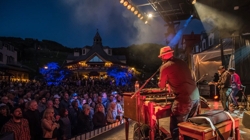 캐나다 트랑블랑에서, 스키 홀리데이