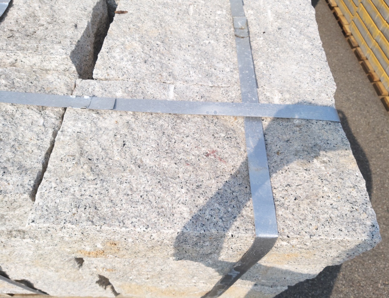 화강 계단석 500-300-120-150mm 1파래트 30개 디딤석 돌계단 계단 디딤돌 판석 석축 옹벽 성곽석 돌벽 담장석 ...