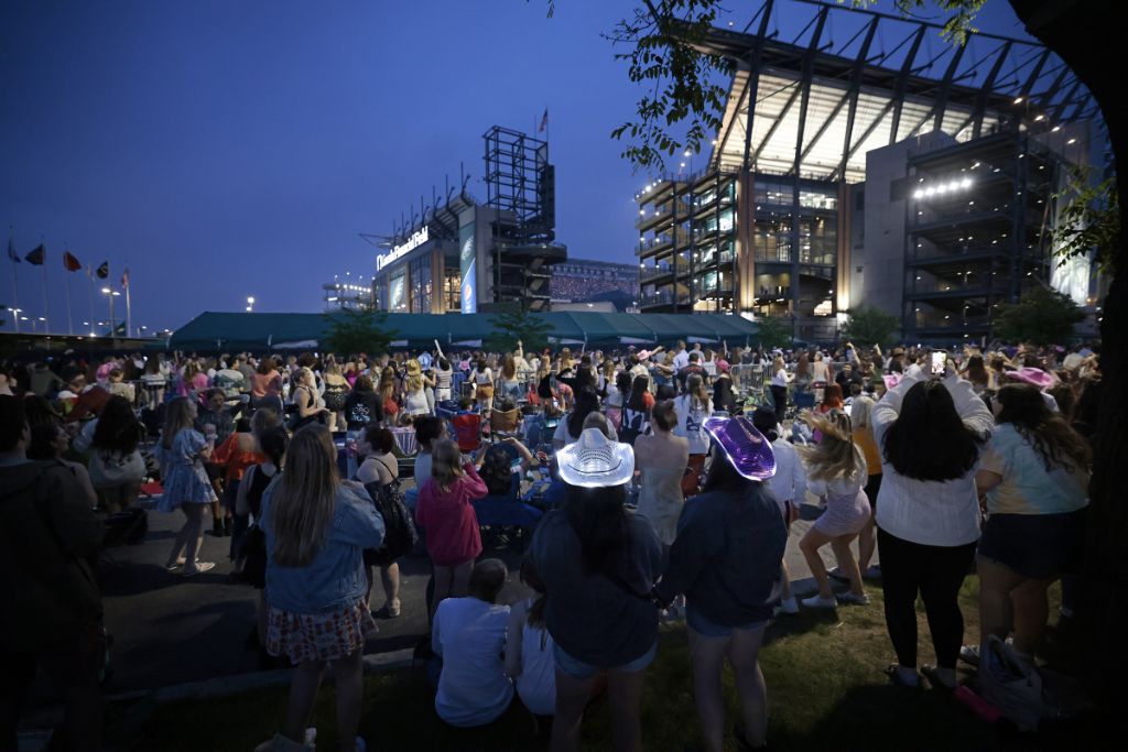 테일러게이팅(Taylor-gating)이 뭐야? - 악플달면 쩌리쩌려버려 - ＊여성시대＊ 차분한 20대들의 알흠다운 공간