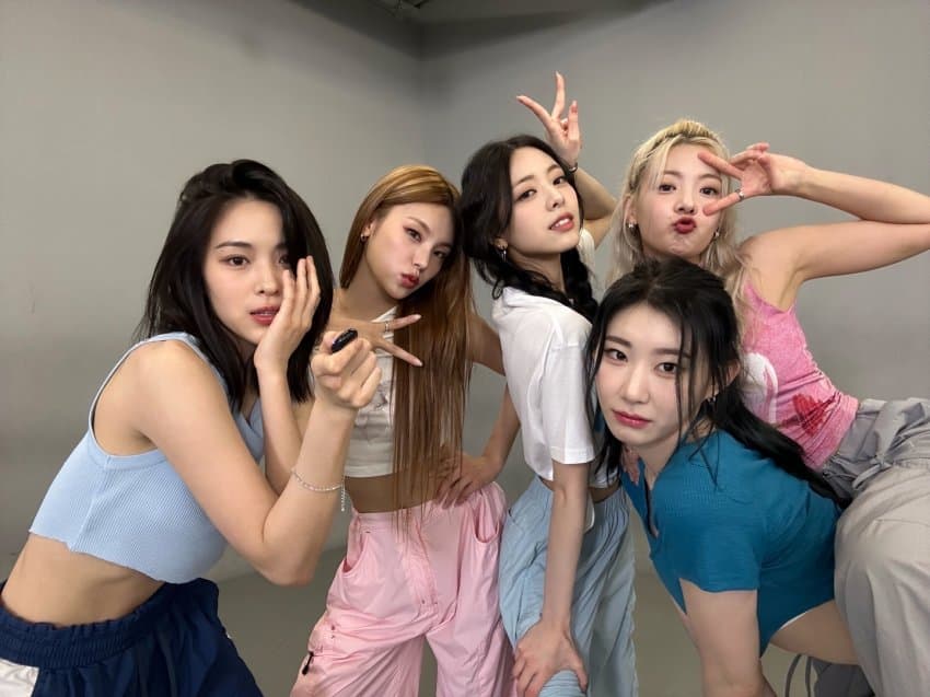 ITZY (있지) ‘CAKE’ Performance Video - 악플달면 쩌리쩌려버려 - ＊여성시대＊ 차분한 20대들의 알흠다운 공간