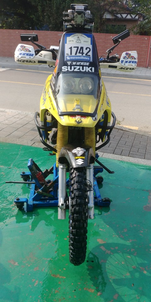 전설의 바이크 - 스즈키 DR850 파리 다카르랠리 바이크. - 【 일상적인 이야기들....】★--H☆D--★ - Harley ...