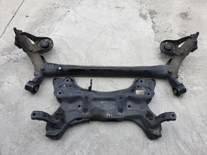 아반떼MD 프론트크로스멤버 리어액슬빔 - 자동차용품점 - 중고차-중고자동차8949