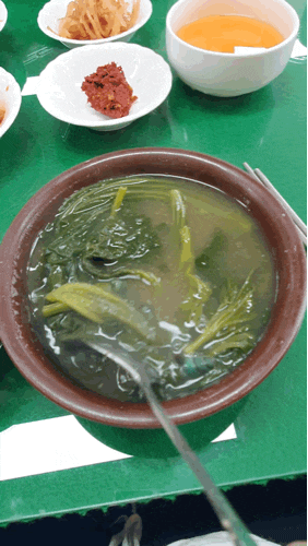 더쿠 - 올갱이 해장국.gif