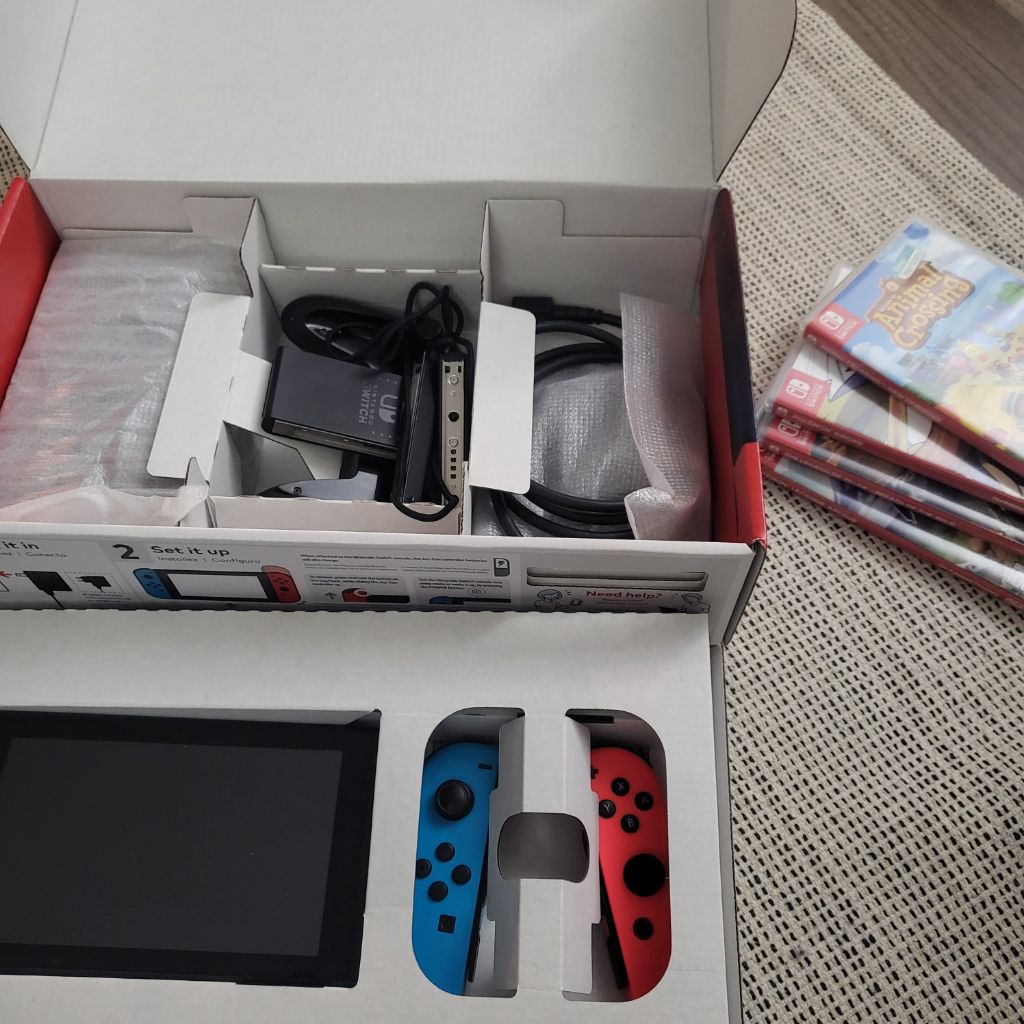 닌텐도 스위치+게임팩 4개 일괄판매 $260 (final)거래완료 - 시카고 중고 사고팔기 - 리브 인 시카고