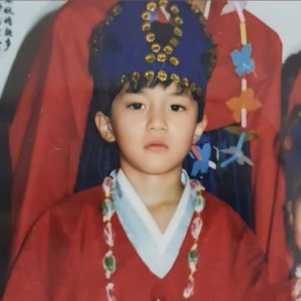 더쿠 이동욱 유치원때 사진