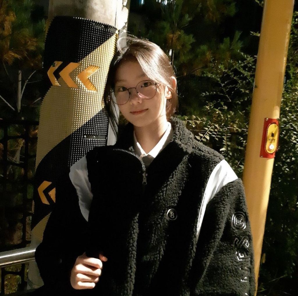 팔로워 25만인 인스타스타 @sumin_.0931 - 웃긴자료 ‥‥‥‥‥、 - 도탁스 (DOTAX)