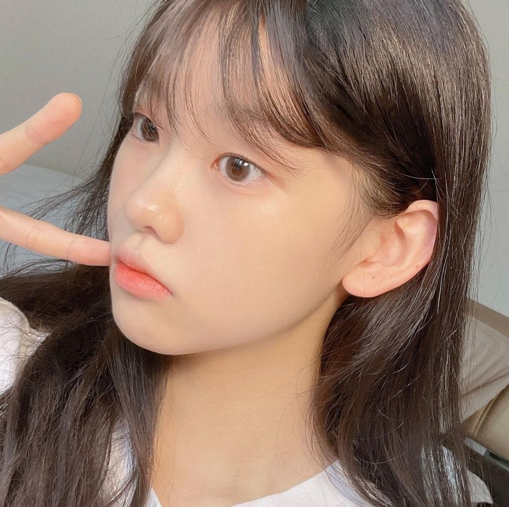 팔로워 25만인 인스타스타 @sumin_.0931 - 웃긴자료 ‥‥‥‥‥、 - 도탁스 (DOTAX)